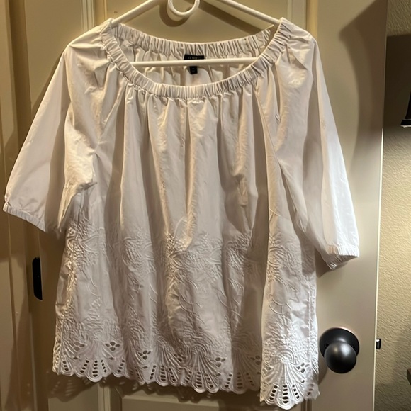 Talbots | Tops | Talbots White Cotton Top With Beautiful Detail Size ...